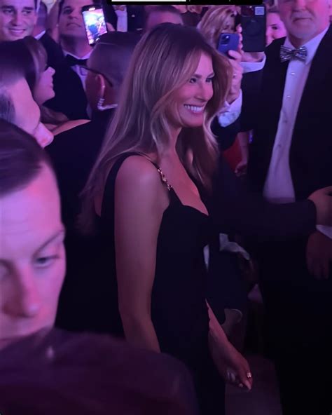 Melania Trump Fan Page I Love Seeing Melaniatrump Smiling And Happy