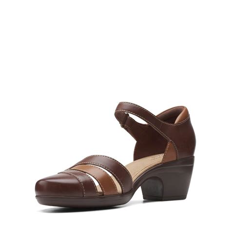 Купить Женские туфли на ремешке Clarks, цвет коричневый, Модель: Emily ...