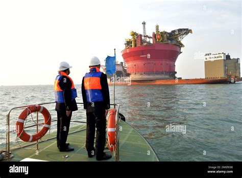 Qingdao China December 6 2022 A Large Intelligent Integrated Cylindrical Floating