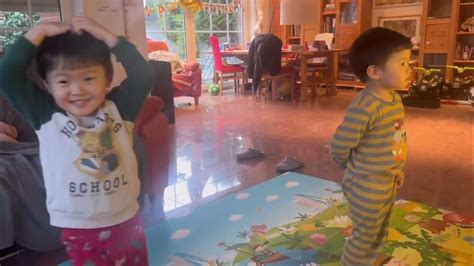 독일 쌍둥이 육아 브이로그춤춰요🎶🎵🎶 Youtube