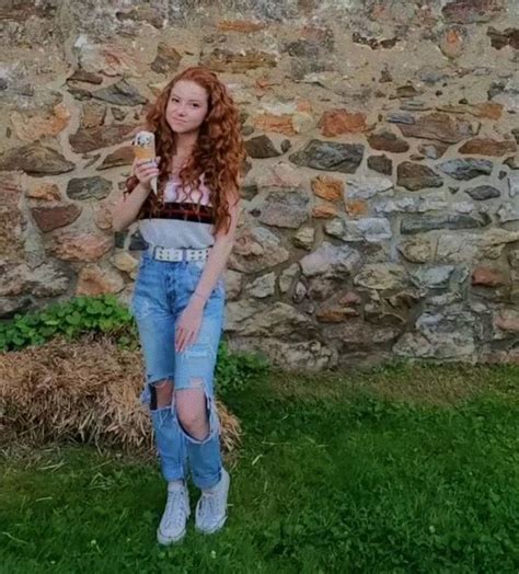 Pin Op Francesca Capaldi Fan Page