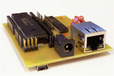 PIC18 Development Board With Ethernet And USB