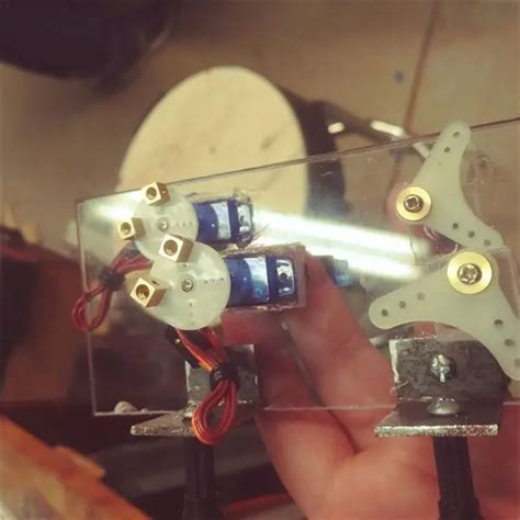 Ojos Animatrónicos Con Servomotores Arduino 5 Pasos Cómo Implementar