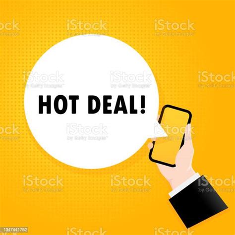 뜨거운 거래 거품 텍스트와 스마트 폰 텍스트 핫 딜 포스터 코믹 복고풍 스타일 전화 앱 음성 거품 벡터 Eps 10 백그라운드에서 격리 세일에 대한 스톡 벡터 아트 및 기타