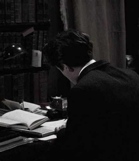 Pin By Daniel On ★ Darling Venom ★ Dark Academia Aesthetic Dark