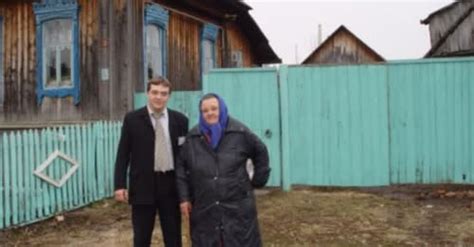 Синът ми и снаха ми купуваха къща в съседство и аз вече си представях в главата си колко хубаво