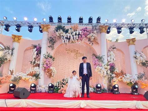 ញាក់សាច់ ទិដ្ឋភាពមង្គលការប្អូនស្រី របស់អ្នកឧកញ៉ា ឡេង ណាវ៉ាត្រា ដាក់ឡានមុខរោងសុទ្ធតែស៊េរីទំនើប