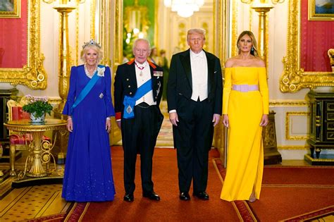 Make America Fashionable Again Melania Trumps Uk Banquet Dress Proves Divisive Euronews