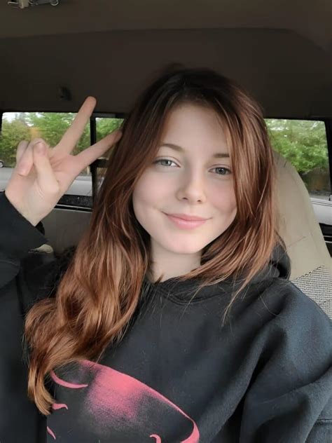 Rylie Rowan: A Comprehensive Look at the Rising Star - Stylo Celeb
