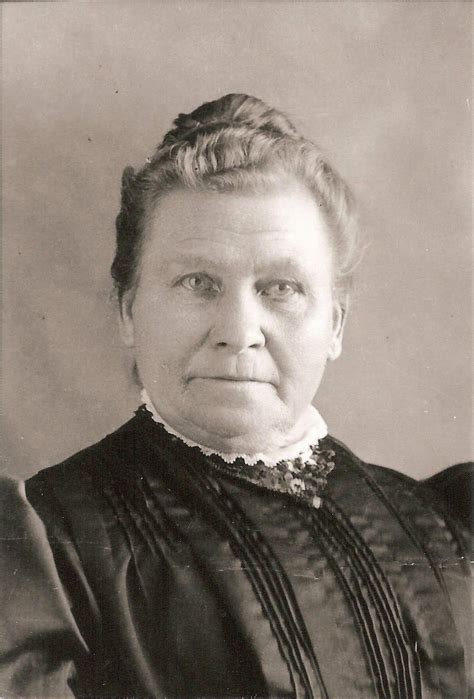 Pictures Of Sarah Jane Hamilton