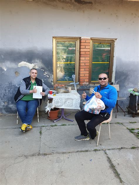 Blagojco Му се јавив на другар ми Dule Zrnovski кој има мала конфекција од дваесетина