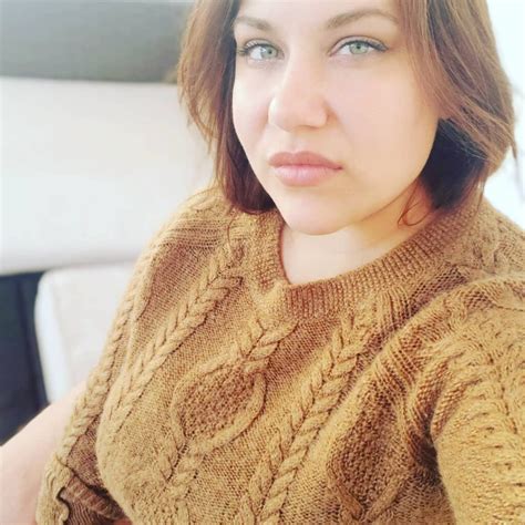 Mal Malloy Bio Age Career Net Worth Height Boyfriend And More