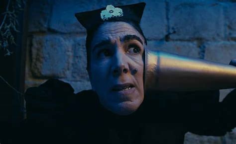 כראמל עונה 1 פרק 2 יש לי חתול מדבר רשת 13