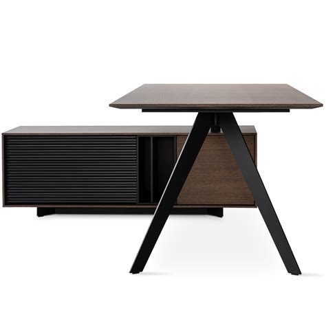 Megaholz Dignis 601 Table