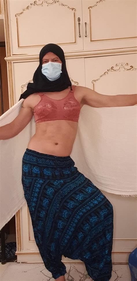 Dm for more : r/sissy_harem