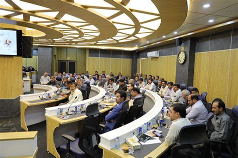 از کارکنان برگزیده دانشگاه یاسوج تجلیل شد دانشگاه یاسوج