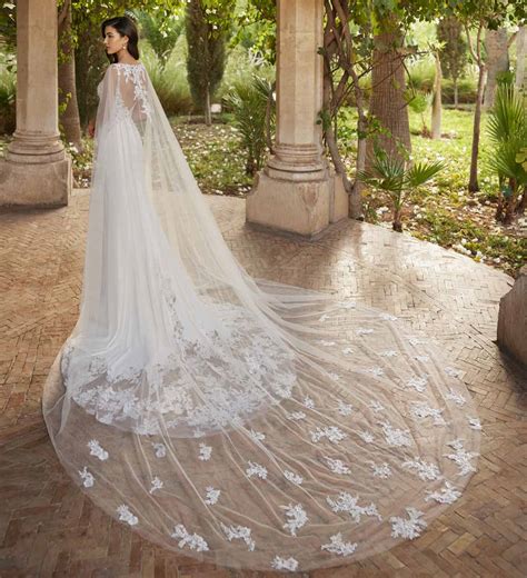 Veli Da Sposa 2024 2025 Tendenze E Modelli Meravigliosi