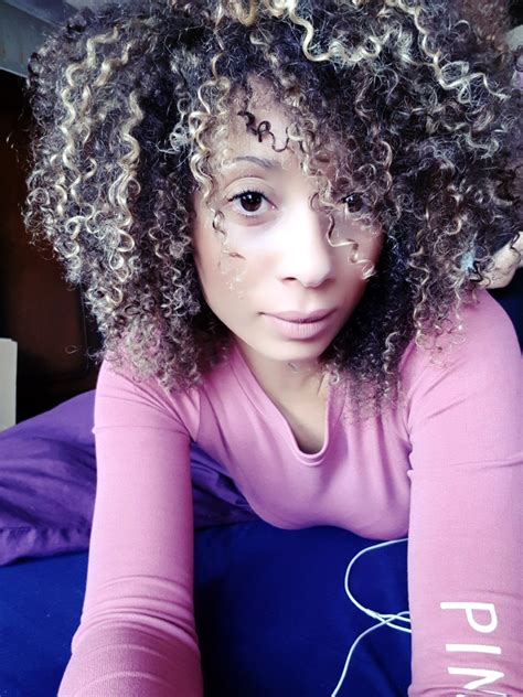 Blonde Highlights Corkscrew Curls Natural Hair Styles Blonde Highlights Hair Styles