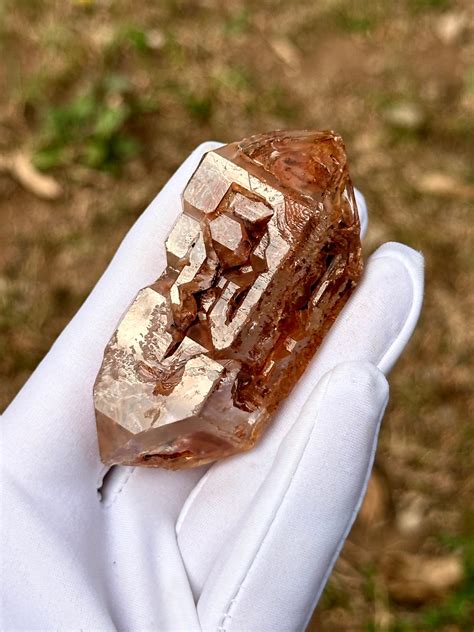 Mystic Totems Vitreous Dt Red Clay Skeletal Quartz Window Quartz Fenster Quartz Awakening