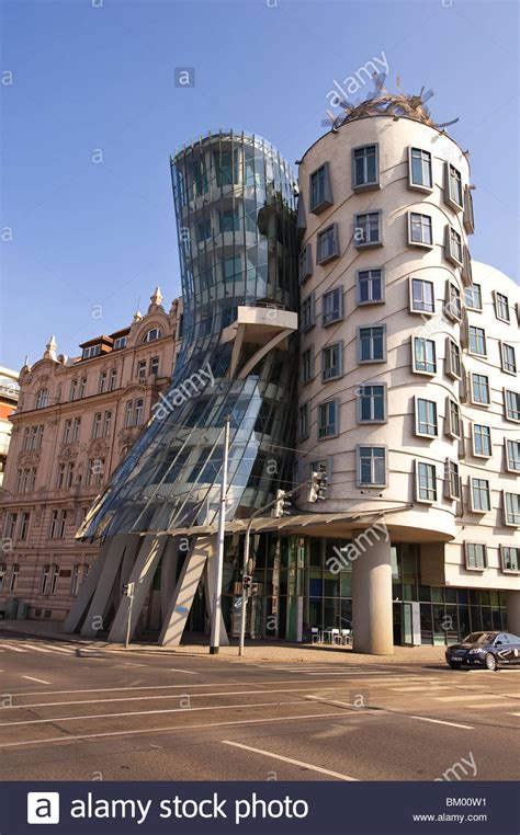 Tanzendes Haus Prag Tschechien Dancing House Prague Czech Stock