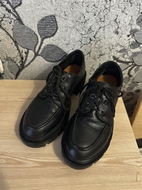 Взуття — ціна 600 грн у каталозі Туфлі Купити жіночі речі за доступною ціною на Шафі Україна