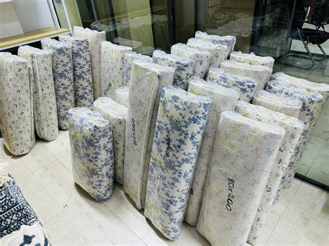 Lazy Sheep Монгол Lazy Sheep Монгол цагаан эсгий гудас