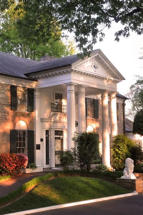 Graceland A Brief History Of Elvis Mansion