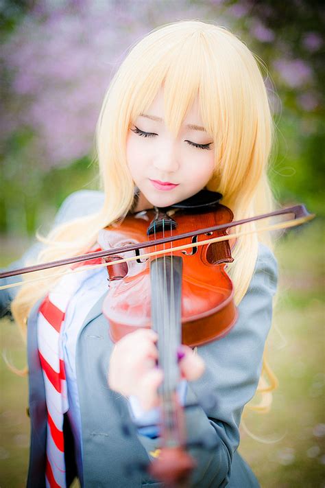 四月是你的谎言宫园薰黑丝美腿