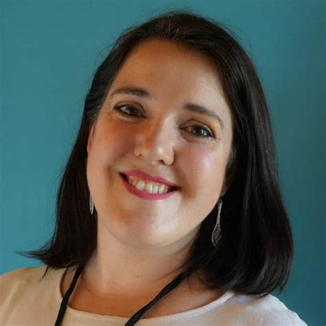 Cecilia Buzon Wise Lama