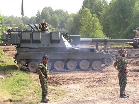 Самоходная гаубица AS90