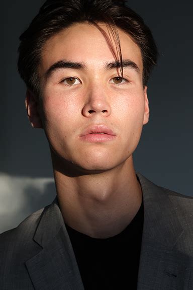 Connor M New View Modeling