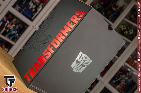 GALLERY: Robosen Optimus Prime – The Source Report