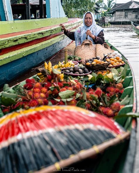 Lok Baintan Floating Market Banjarmasins Cultural Gem — Travelpixelz