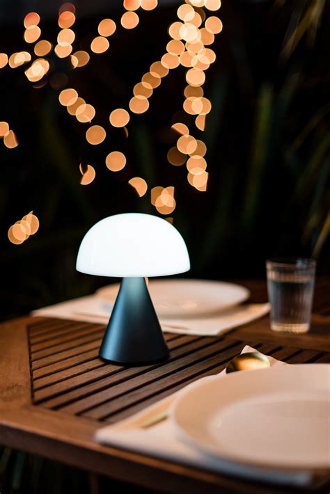 Lampa LED Mina L Ciemnoczerwona Lexon LH DR Fabryka Form