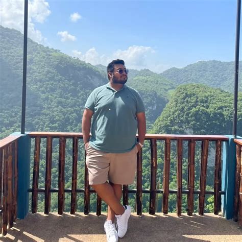 Hey Jona Jonathan 5556 On Threads