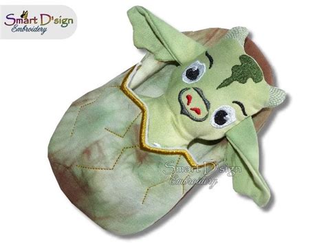 Ith Dragon Stuffy With Egg Shell Sleeping Bag Machine Embroidery Design