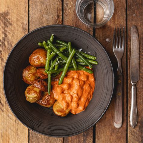 Nudelwok med sojafärs ingefära chili lime