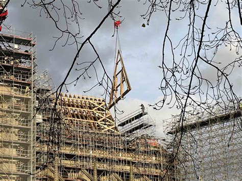 notre dame le musée de l Œuvre en bonne voie les vitraux de viollet