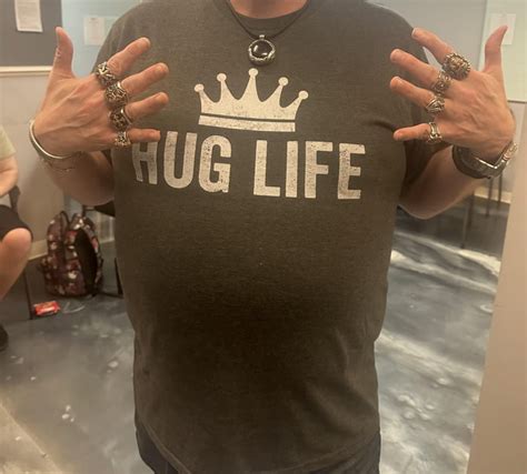 Hug Life 9gag