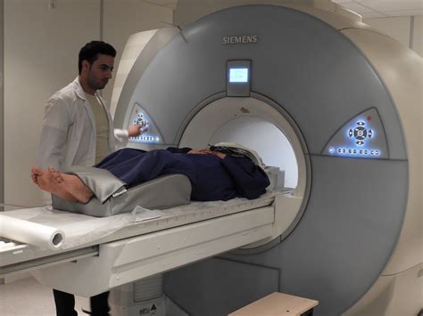 ام آر آی مرکز تصویربرداری پزشکی نگارازما