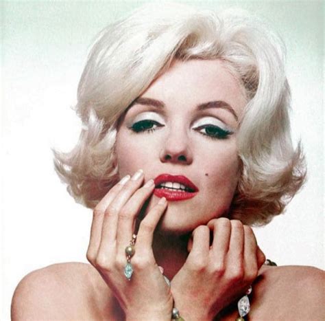 Old Hollywood Stars Classic Hollywood Bert Stern How To Pose Hollywood Actresses First