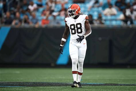 Harold Fannin Jr Joins Historic Rookie Te List