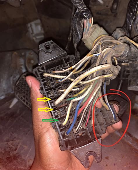 Wiring Issue 1991 Geo Tracker Turn Signalreverse Lamp Fuse Suzuki Forums