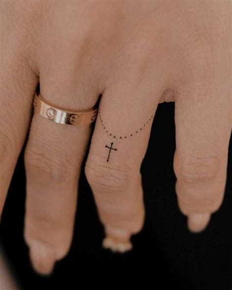 Finger Tattoos For Girls Trendy Designs And Meaningful Expression