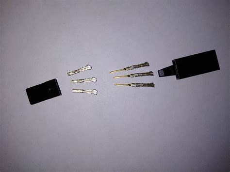 Buy Jr Servo Connector With Locking Hook Online At The Best Price