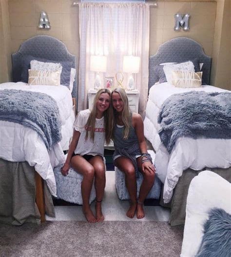 39 Cute Dorm Rooms Were Obsessing Over Right Now By Sophia Lee