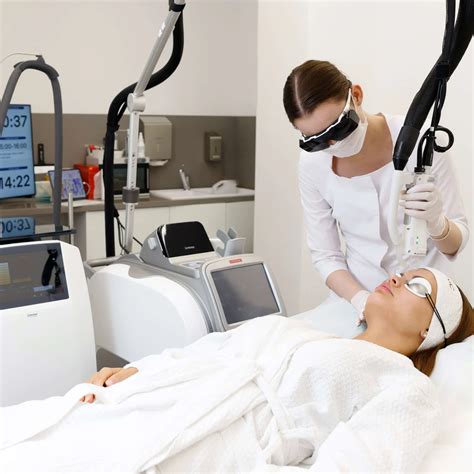 Лазерное удаление пигментных пятен от 5000 руб Jolly Clinic