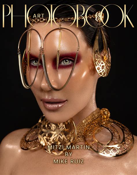 Ojos De Mitzi Martin