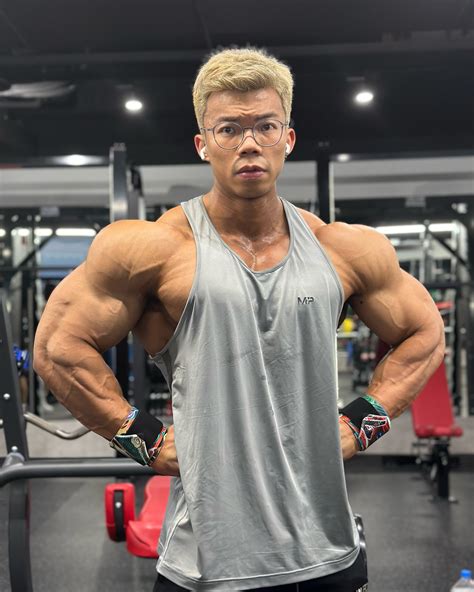 The Beauty Of Male Muscle Joshua