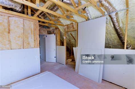 건축 자재 석고 보드 건식 벽체는 설치되는 작업 공정 Hvac 통풍구를 준비 제어판에 대한 스톡 사진 및 기타 이미지 제어판 폴리우레탄 가정 생활 Istock